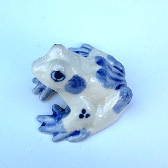 Art | Vintage Miniature Ceramic Frog | Poshmark
